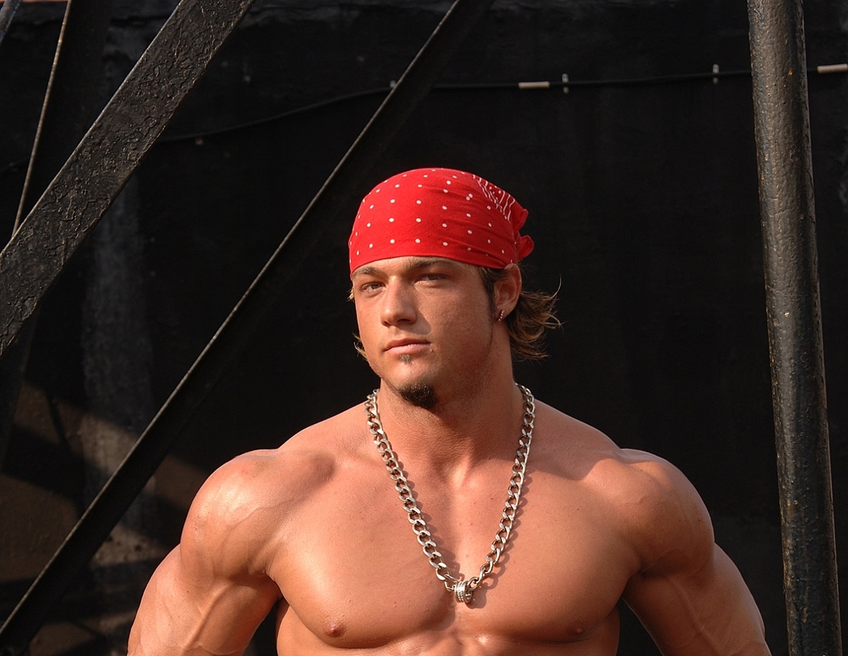 Movies - Male Bodybuilders and Muscle Videos at MuscleGallery.com