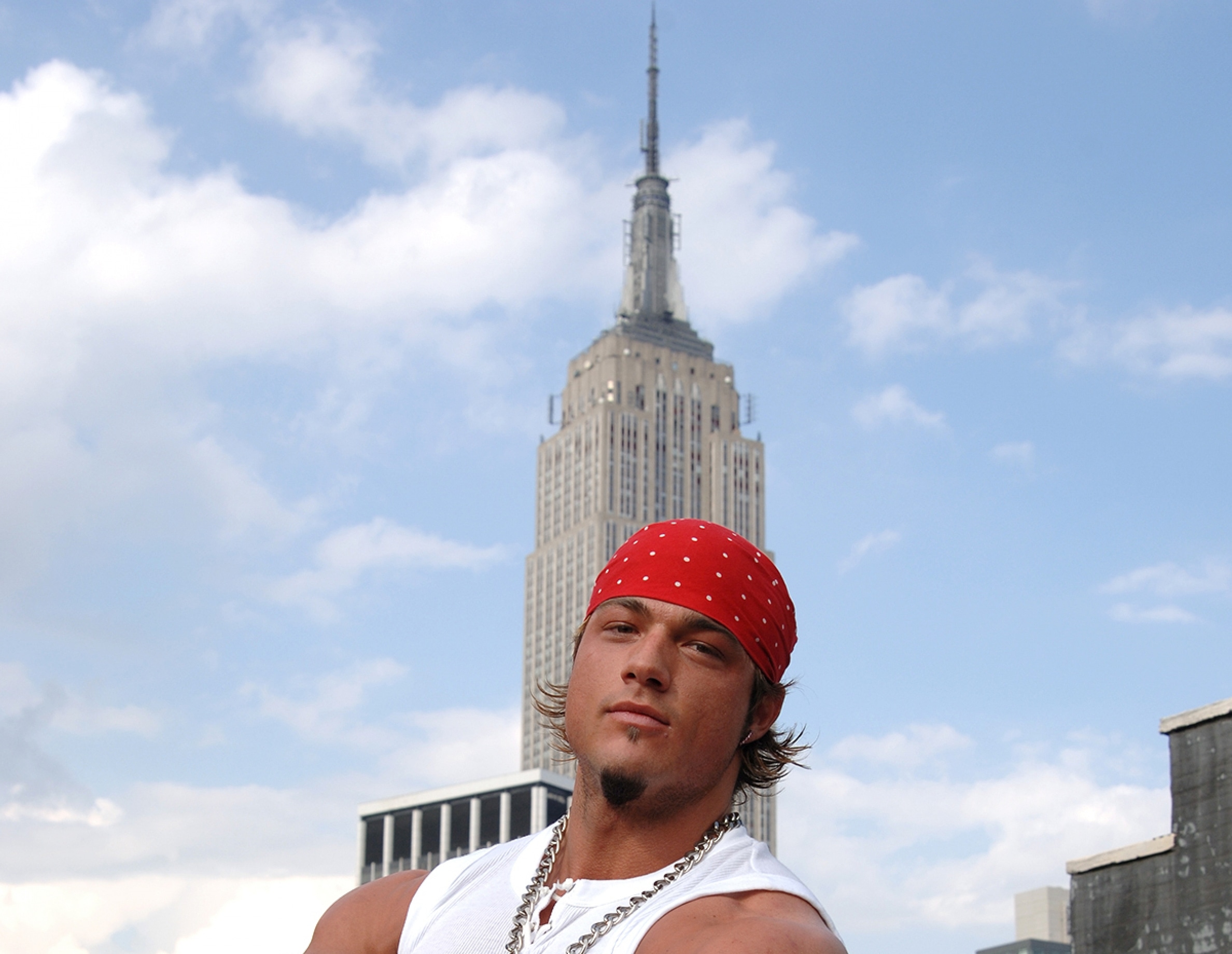 Tony Breznik - Male Bodybuilders and Muscle Videos at MuscleGallery.com